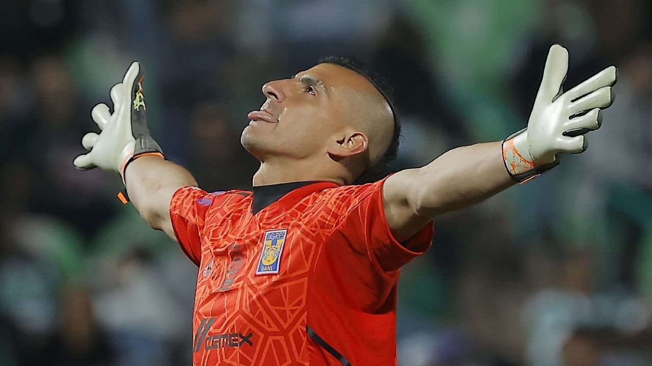 Nahuel Guzmán dejaría a Tigres para jugar con Lionel Messi | El10.com Nahuel Guzmán dejaría a Tigres para jugar con Lionel Messi | El10.com
